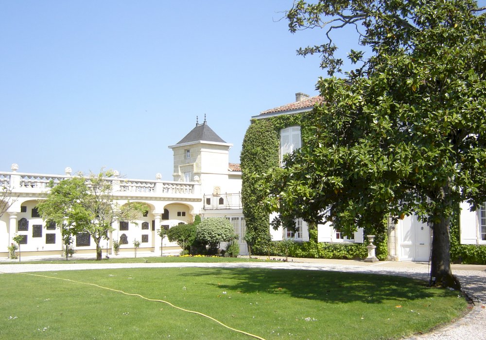 Bordeaux Wine Tours: Taste the Best of Médoc Wines Full Day