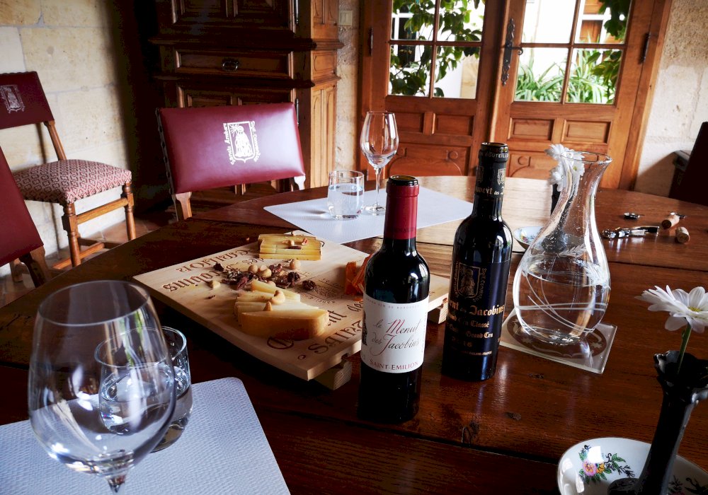 Private Cooking Class & Wine Lunch in a Bordeaux Château Winery